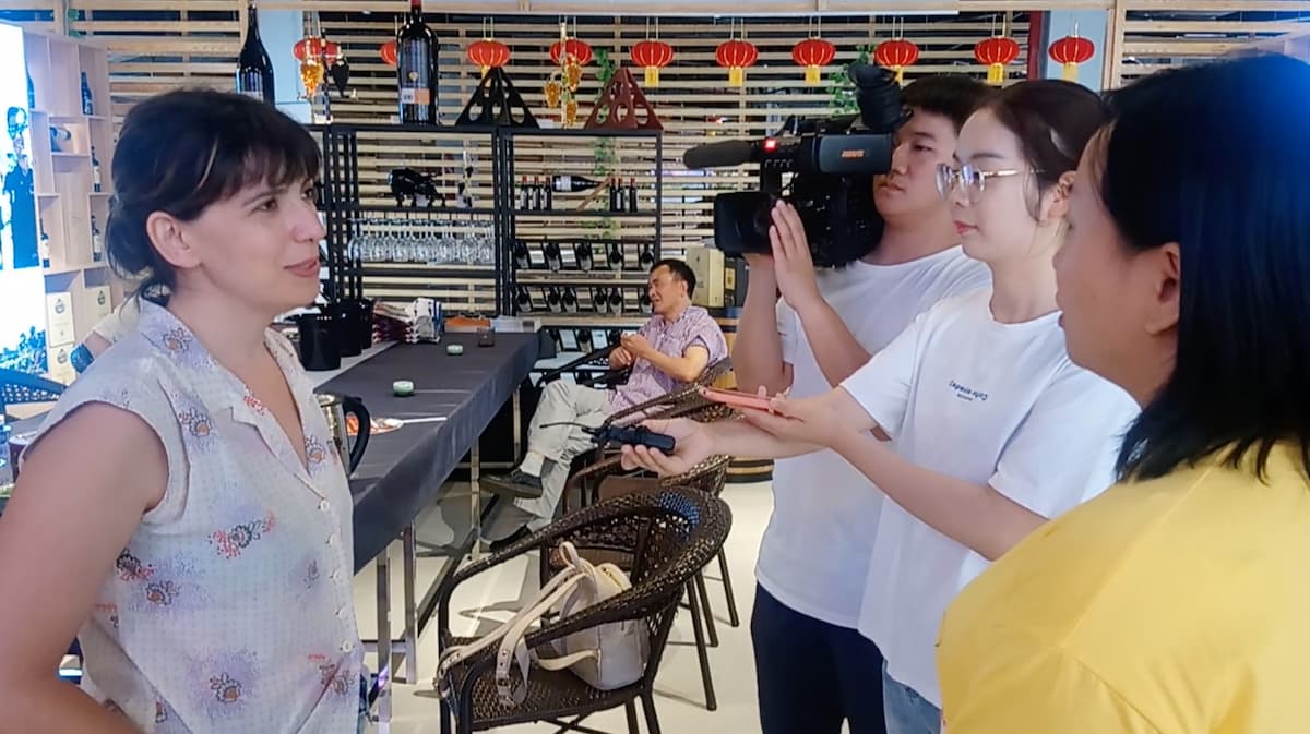 “Wan Xia, la última luz del atardecer” de Silvia Rey, visibiliza la ...