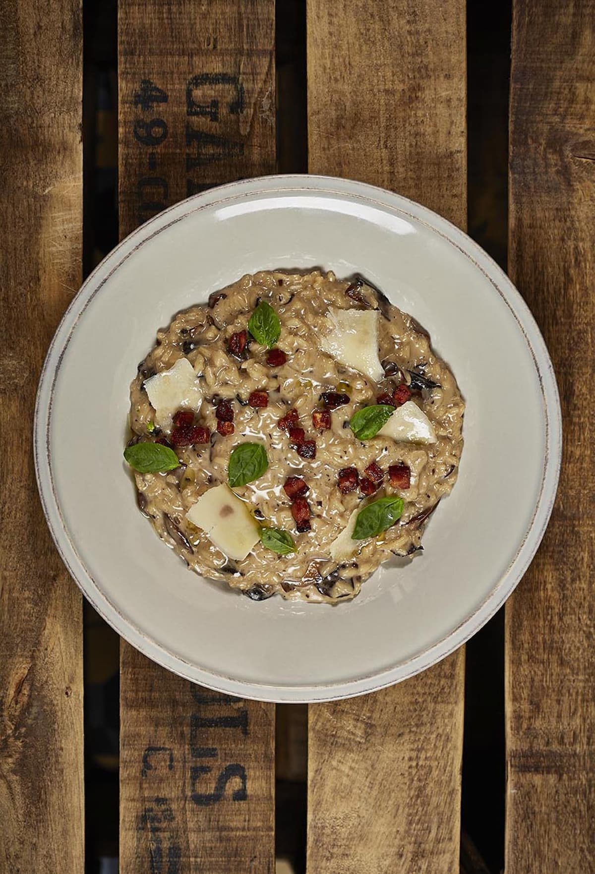 THE KARL LAGERFELD MACAU ABRE SUS PUERTAS ESTE VERANO | Urban Beat ...